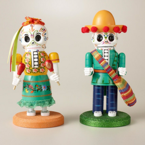 Totenkopf Dekoration zu Halloween von „Dia de los muertos“ inspiriert