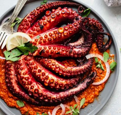 Möchten Sie einen knusprigen Oktopus kochen? Testen Sie unser Rezept ...