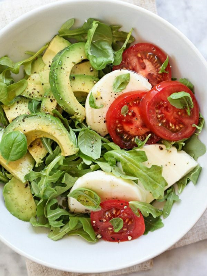 Einfache Gerichte kochen und wenig Fett dabei gebrauchen